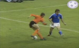 The Cruyff Turn - Soccer Training Info